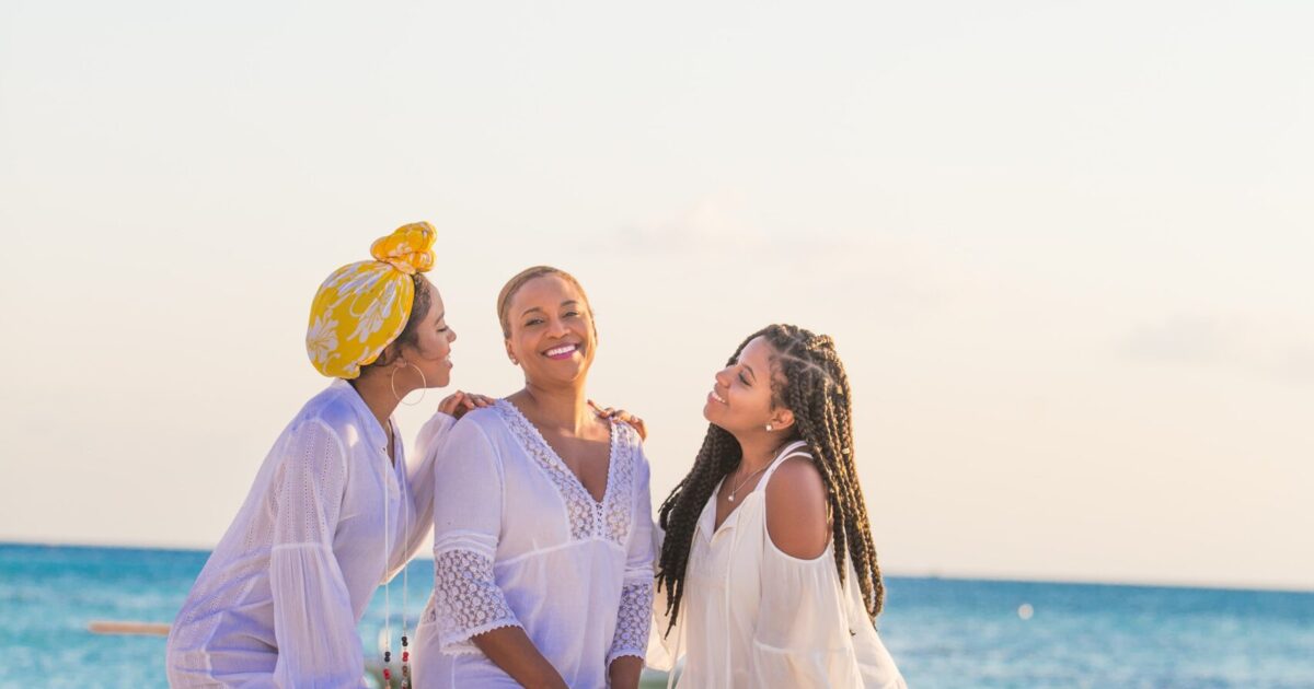 Normal Parent Adult-Child Relationships: 5 Things Nobody Told You About It